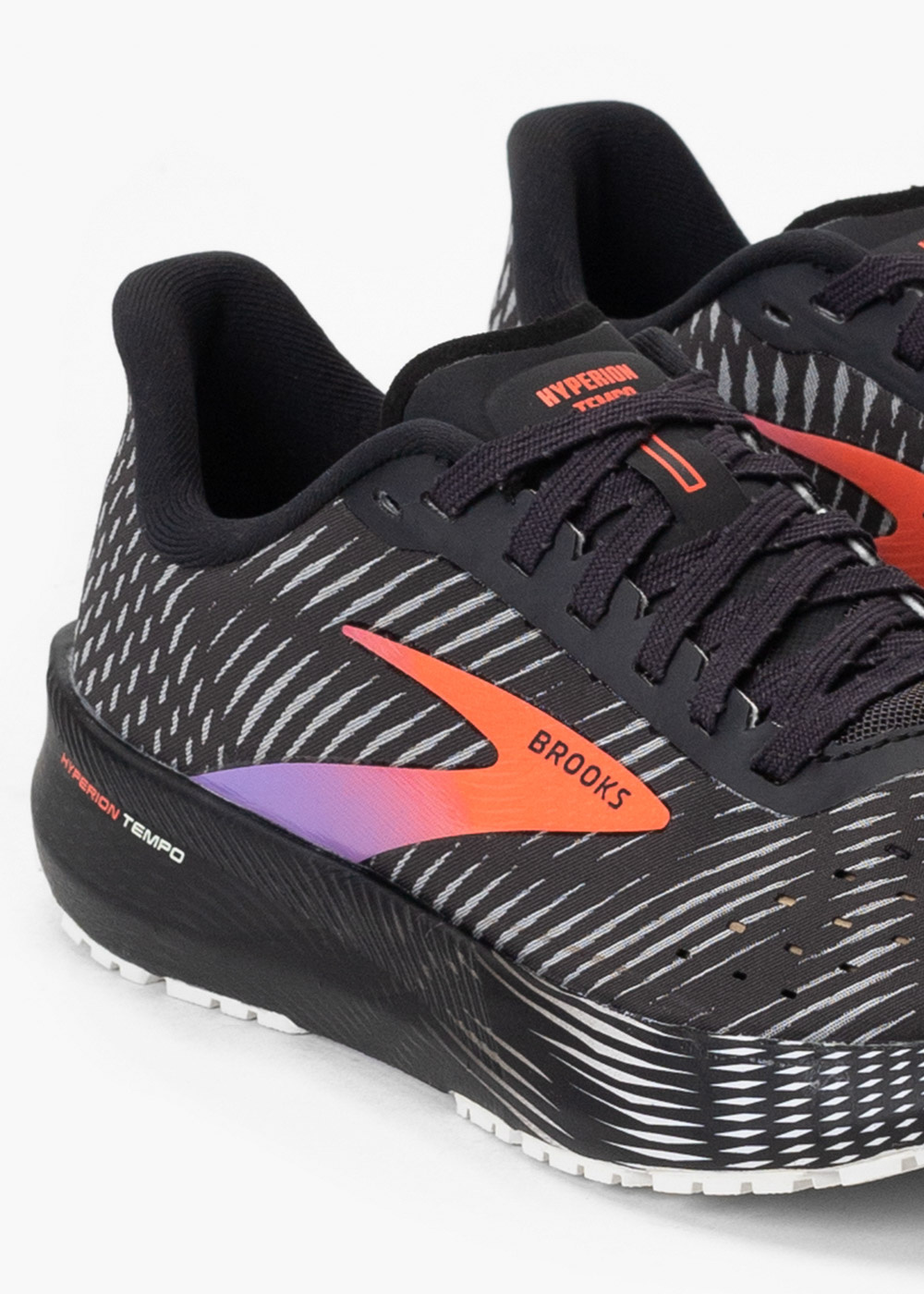 Buty treningowe damskie BROOKS Hyperion Tempo - Sneaker Peeker ...