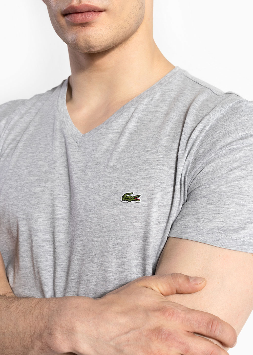 Koszulka męska LACOSTE V-Neck - Sneaker Peeker - Największe Rabaty! Buty, Odzież i Akcesoria ...